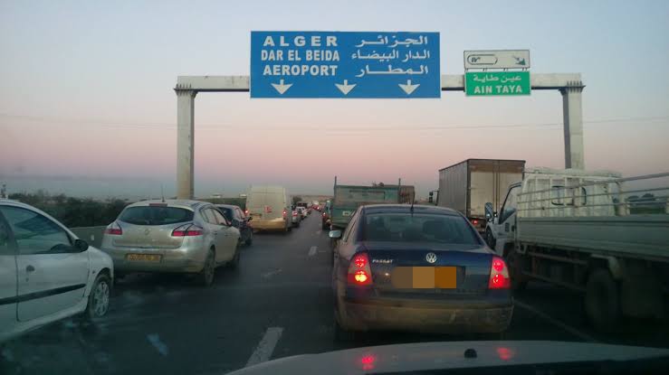 Trafic routier : Vers la réalisation de deux "projets urgents" à Alger